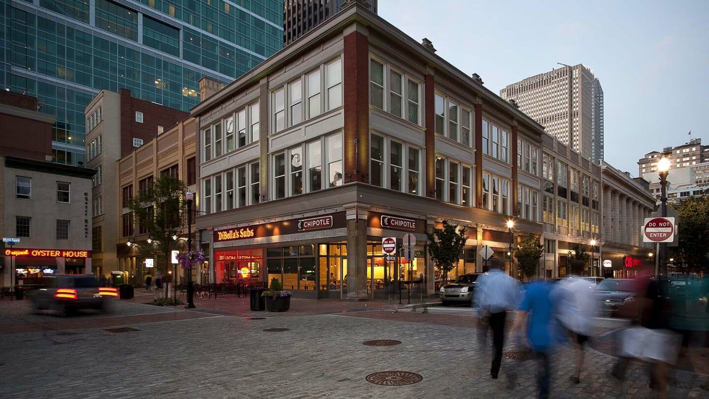 Hazel Ruby McQuain Park - Strada